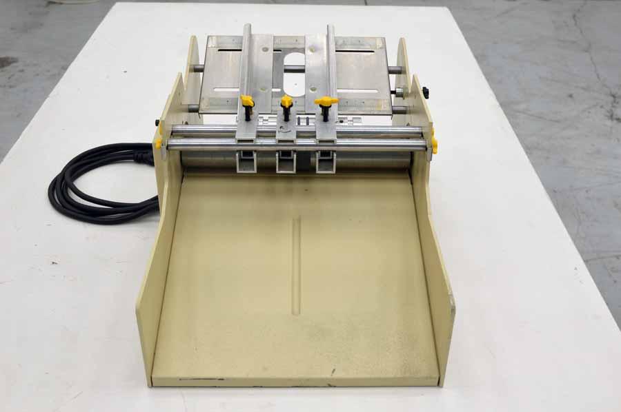 Lot #101: Therm-O-Type BCS-Plus Table Top Business Card Slitter - WireBids